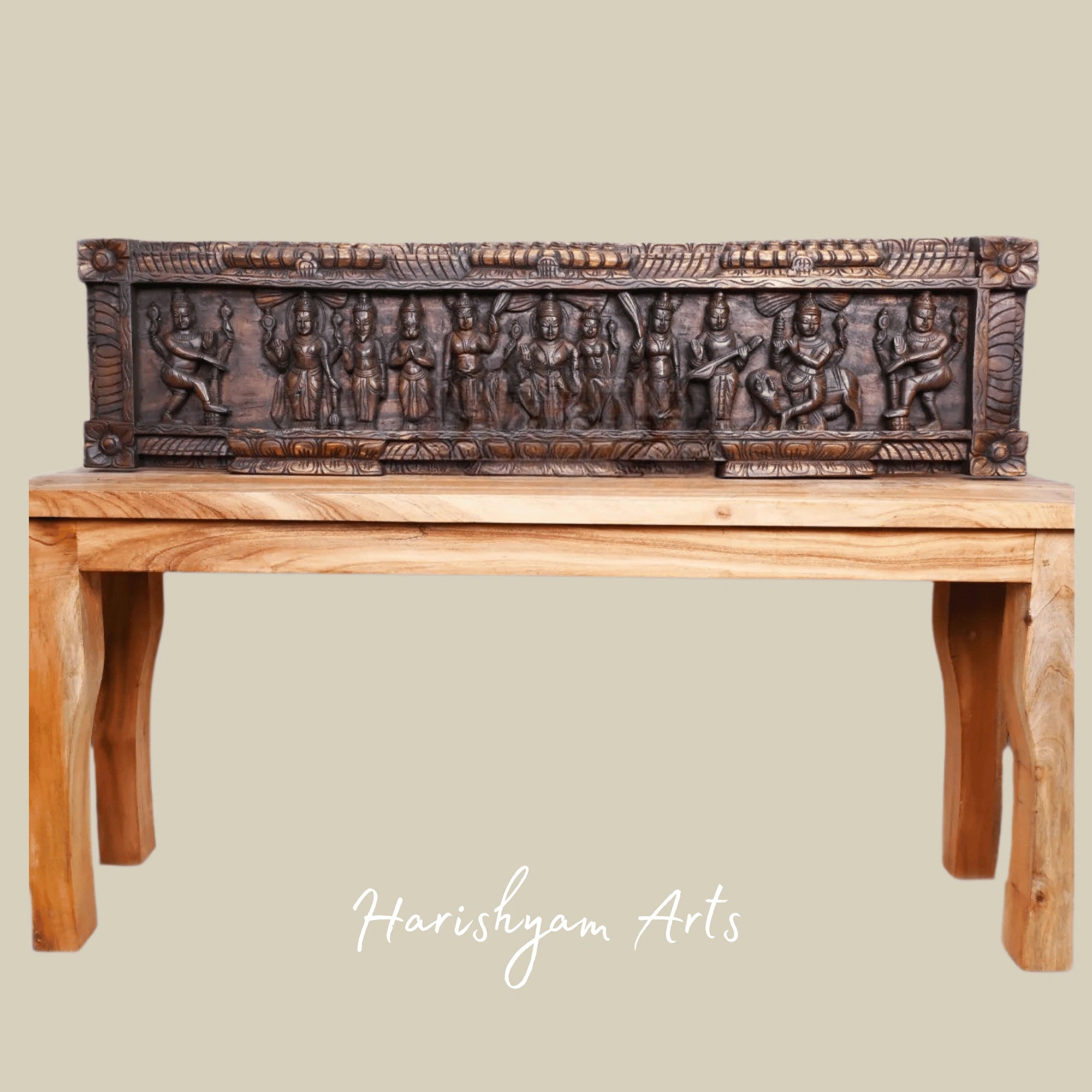 48" Maha Vishnu with Mahalakshmi, Naradhar, Krishna & Hanuman Horizont